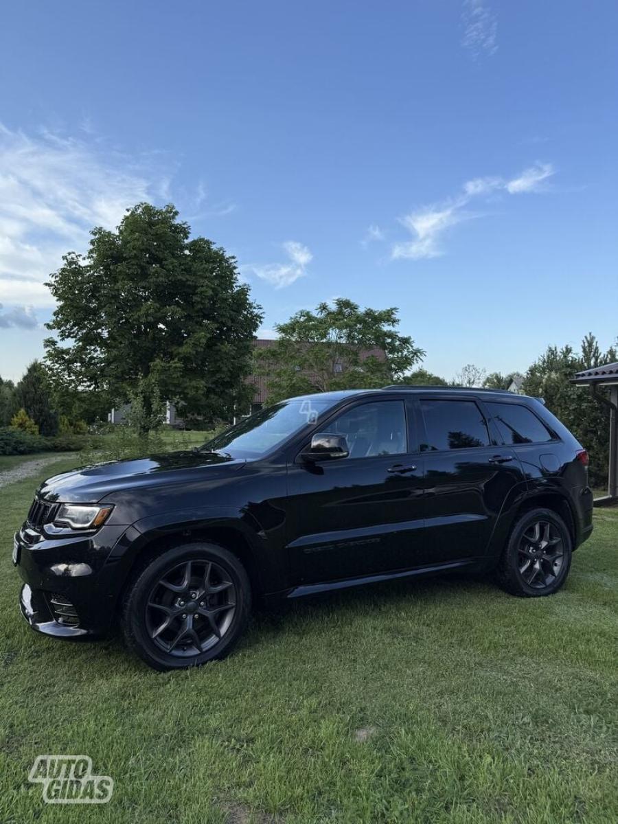 Black Jeep Grand Cherokee 2019 in Vilnius, with an engine capacity of 3.60 L and mileage of 158 thousand km for 17500 €, photo 10 on AUTOMOTO.COM.LV