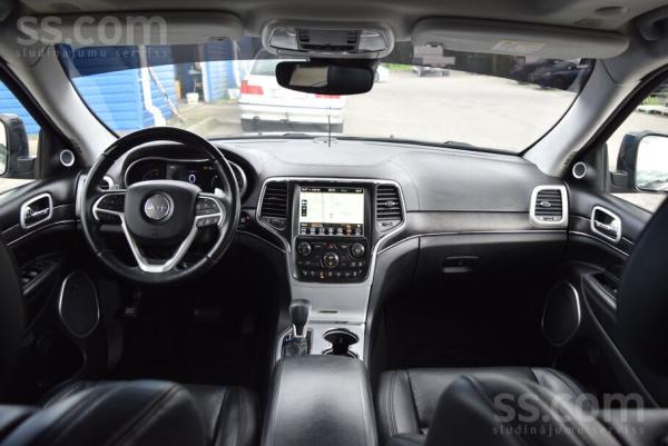 Melns Jeep Grand Cherokee 2019 Rīga, ar dzinēja tilpumu 3.00 L un nobraukumu 138 tūkst. km par 22000 €, foto 4 vietnē AUTOMOTO.COM.LV