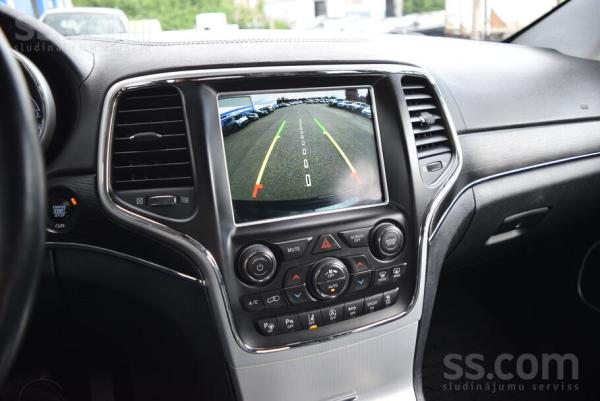 Melns Jeep Grand Cherokee 2019 Rīga, ar dzinēja tilpumu 3.00 L un nobraukumu 138 tūkst. km par 22000 €, foto 9 vietnē AUTOMOTO.COM.LV