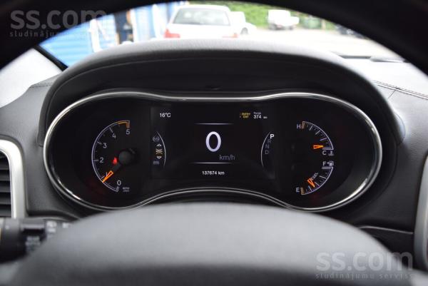 Melns Jeep Grand Cherokee 2019 Rīga, ar dzinēja tilpumu 3.00 L un nobraukumu 138 tūkst. km par 22000 €, foto 10 vietnē AUTOMOTO.COM.LV