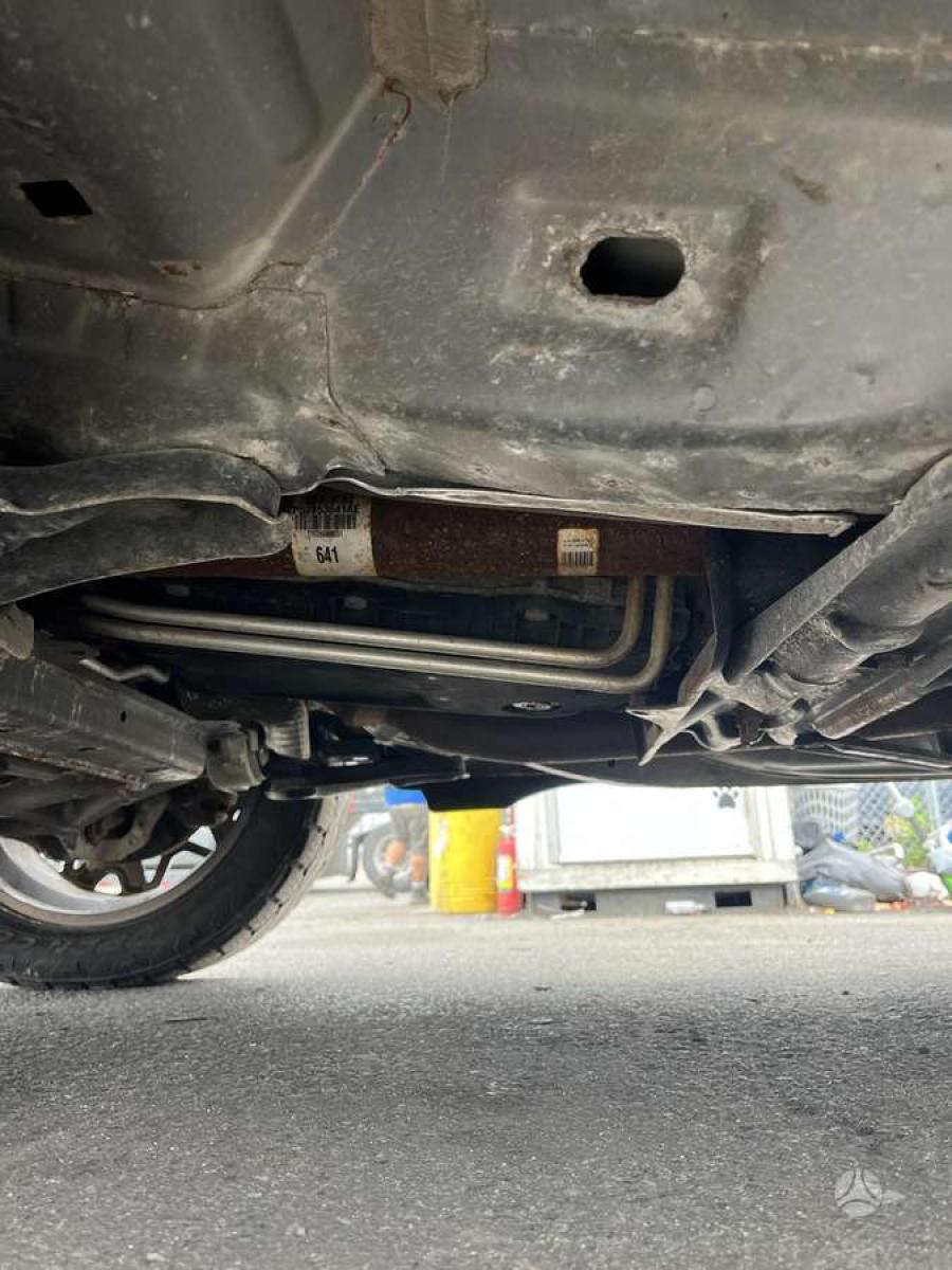 Melns Jeep Grand Cherokee 2019 Klaipėda, ar dzinēja tilpumu 5.65 L un nobraukumu 152 tūkst. km par 14400 €, foto 10 vietnē AUTOMOTO.COM.LV