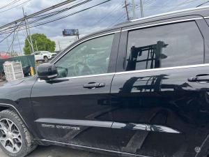 Melns Jeep Grand Cherokee 2019 Klaipėda, ar dzinēja tilpumu 5.65 L un nobraukumu 152 tūkst. km par 14400 €, foto 16 vietnē AUTOMOTO.COM.LV