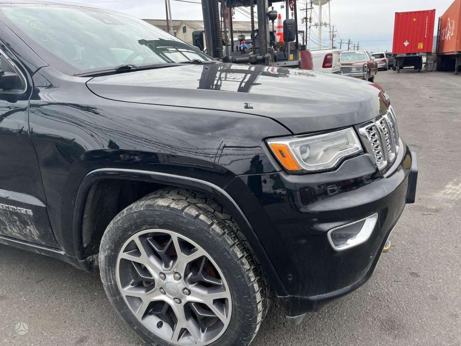 Melns Jeep Grand Cherokee 2019 Klaipėda, ar dzinēja tilpumu 5.65 L un nobraukumu 152 tūkst. km par 14400 €, foto 23 vietnē AUTOMOTO.COM.LV