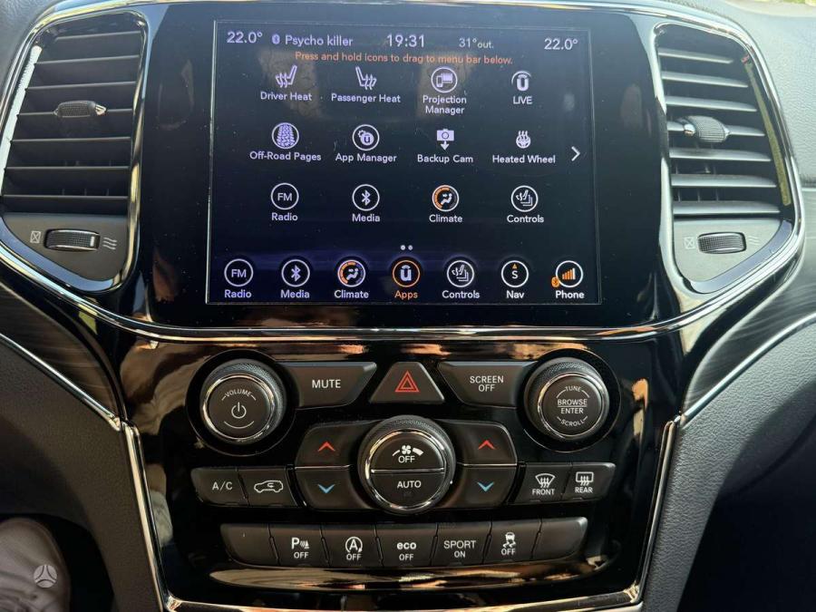 Black Jeep Grand Cherokee 2019 in Vilnius, with an engine capacity of 2.99 L and mileage of 173 thousand km for 16200 €, photo 16 on AUTOMOTO.COM.LV