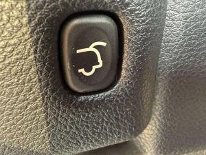 Black Jeep Grand Cherokee 2019 in Vilnius, with an engine capacity of 2.99 L and mileage of 173 thousand km for 16200 €, photo 20 on AUTOMOTO.COM.LV