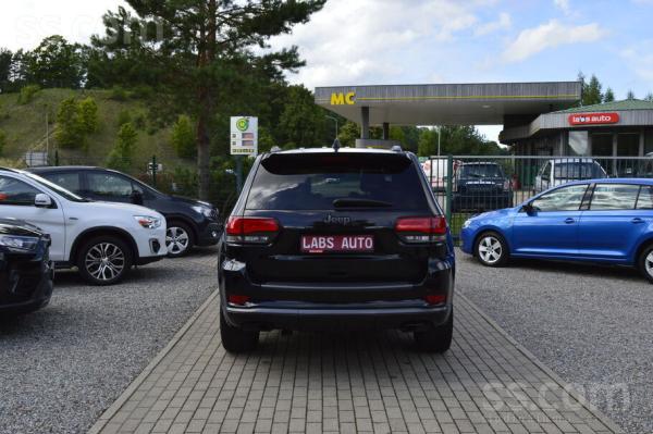 Melns Jeep Grand Cherokee 2019 Tukums, ar dzinēja tilpumu 3.00 L un nobraukumu 189 tūkst. km par 21995 €, foto 5 vietnē AUTOMOTO.COM.LV