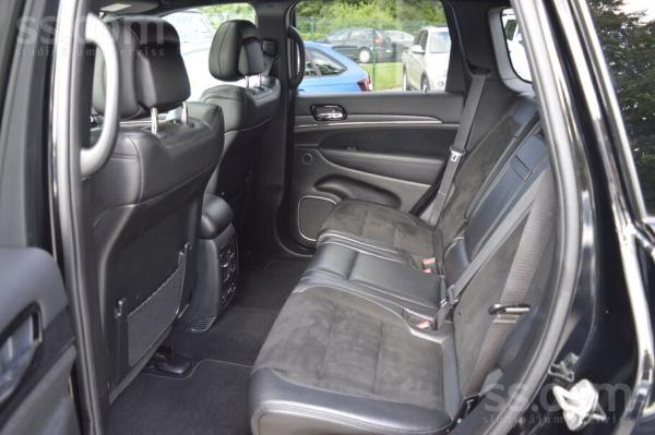 Melns Jeep Grand Cherokee 2019 Tukums, ar dzinēja tilpumu 3.00 L un nobraukumu 189 tūkst. km par 21995 €, foto 9 vietnē AUTOMOTO.COM.LV