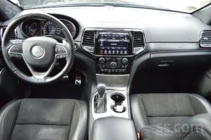 Melns Jeep Grand Cherokee 2019 Tukums, ar dzinēja tilpumu 3.00 L un nobraukumu 189 tūkst. km par 21995 €, foto 13 vietnē AUTOMOTO.COM.LV