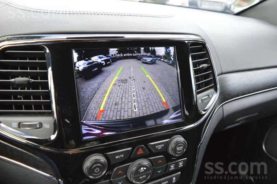 Melns Jeep Grand Cherokee 2019 Tukums, ar dzinēja tilpumu 3.00 L un nobraukumu 189 tūkst. km par 21995 €, foto 21 vietnē AUTOMOTO.COM.LV