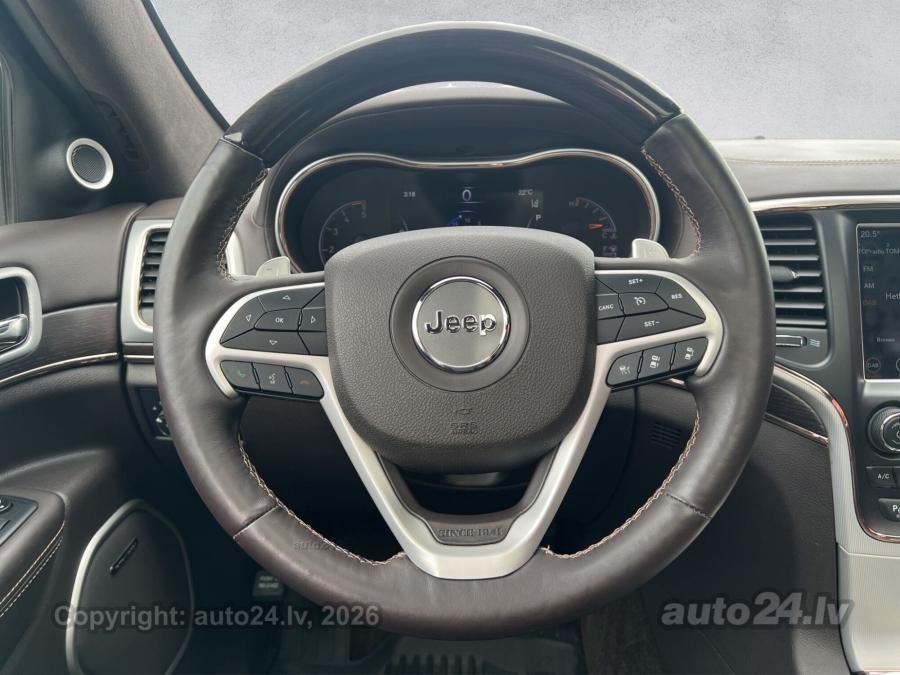 Melns Jeep Grand Cherokee 2019 Tallina, ar dzinēja tilpumu 3.00 L un nobraukumu 67 tūkst. km par 22900 €, foto 10 vietnē AUTOMOTO.COM.LV