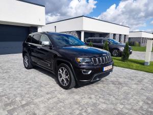 Black Jeep Grand Cherokee 2019 in Kaunas, with an engine capacity of 3.60 L and mileage of 148 thousand km for 18500 €, photo 4 on AUTOMOTO.COM.LV