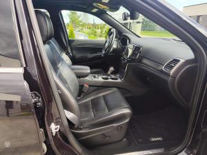 Black Jeep Grand Cherokee 2019 in Kaunas, with an engine capacity of 3.60 L and mileage of 148 thousand km for 18500 €, photo 14 on AUTOMOTO.COM.LV