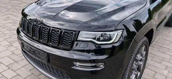 Melns Jeep Grand Cherokee 2019 Kretinga, ar dzinēja tilpumu 3.60 L un nobraukumu 167 tūkst. km par 18999 €, foto 4 vietnē AUTOMOTO.COM.LV