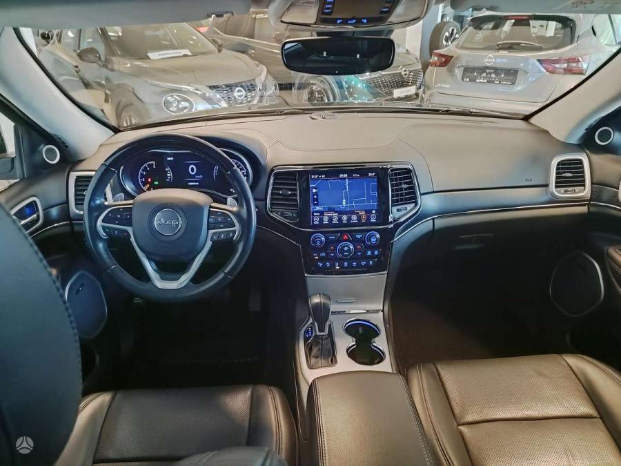 Melns Jeep Grand Cherokee 2019 Šauļi, ar dzinēja tilpumu 2.99 L un nobraukumu 154 tūkst. km par 19850 €, foto 11 vietnē AUTOMOTO.COM.LV