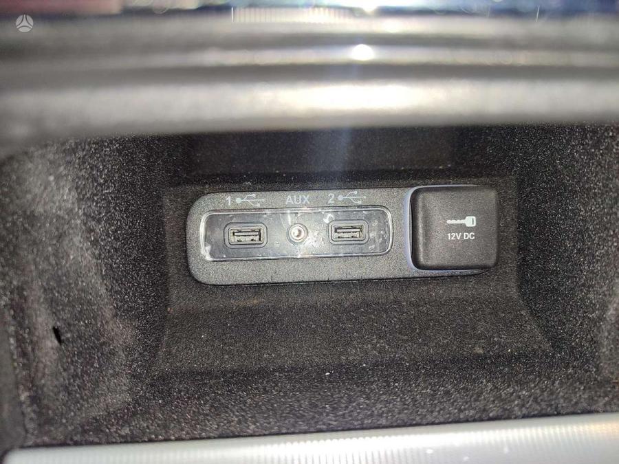 Melns Jeep Grand Cherokee 2019 Šauļi, ar dzinēja tilpumu 2.99 L un nobraukumu 154 tūkst. km par 19850 €, foto 23 vietnē AUTOMOTO.COM.LV