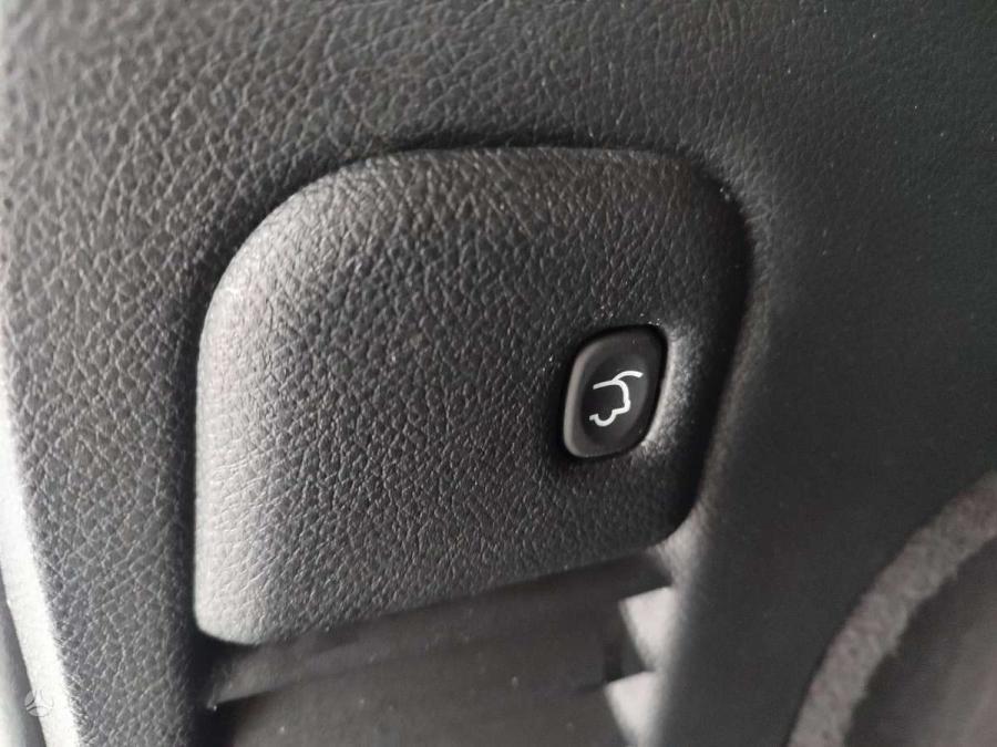 Melns Jeep Grand Cherokee 2019 Šauļi, ar dzinēja tilpumu 2.99 L un nobraukumu 154 tūkst. km par 19850 €, foto 35 vietnē AUTOMOTO.COM.LV