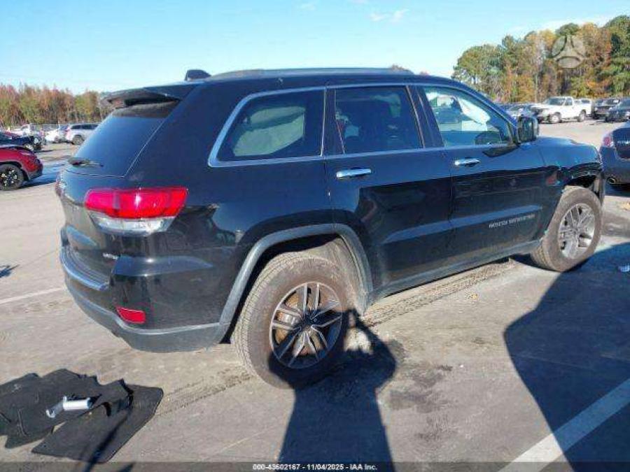 Black Jeep Grand Cherokee 2020 in Klaipeda, with an engine capacity of 3.60 L and mileage of 126 thousand km for 11500 €, photo 4 on AUTOMOTO.COM.LV