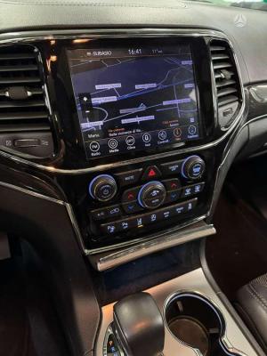 Черный Джип Гранд Чероки 2020 в Шяуляй, объемом двигателя 2.99 л и пробегом 230 тыс. км за 15900 €, фото 21 на AUTOMOTO.COM.LV