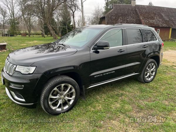 Melns Jeep Grand Cherokee 2020 Tallina, ar dzinēja tilpumu 3.00 L un nobraukumu 165 tūkst. km par 25000 €, foto 2 vietnē AUTOMOTO.COM.LV
