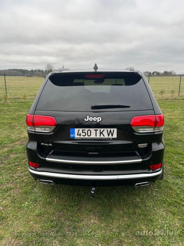 Melns Jeep Grand Cherokee 2020 Tallina, ar dzinēja tilpumu 3.00 L un nobraukumu 165 tūkst. km par 25000 €, foto 6 vietnē AUTOMOTO.COM.LV