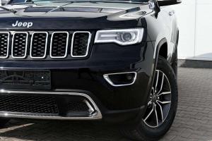 Black Jeep Grand Cherokee 2020 in Kretinga, with an engine capacity of 3.60 L and mileage of 42 thousand km for 20499 €, photo 6 on AUTOMOTO.COM.LV