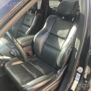 Black Jeep Grand Cherokee 2020 in Riga, with an engine capacity of 3.00 L and mileage of 99 thousand km for 25500 €, photo 18 on AUTOMOTO.COM.LV