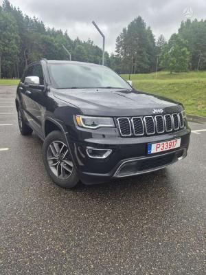 Melns Jeep Grand Cherokee 2020 Viļņa, ar dzinēja tilpumu 3.60 L un nobraukumu 82 tūkst. km par 19350 €, foto  vietnē AUTOMOTO.COM.LV