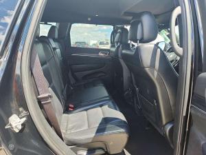 Melns Jeep Grand Cherokee 2020 Klaipėda, ar dzinēja tilpumu 3.60 L un nobraukumu 187 tūkst. km par 13200 €, foto 12 vietnē AUTOMOTO.COM.LV