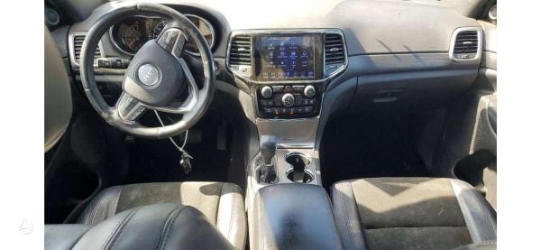 Black Jeep Grand Cherokee 2020 in Kaunas, with an engine capacity of 3.60 L and mileage of 75 thousand km for 10800 €, photo 7 on AUTOMOTO.COM.LV