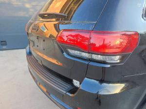 Melns Jeep Grand Cherokee 2020 Kauņa, ar dzinēja tilpumu 3.60 L un nobraukumu 75 tūkst. km par 11400 €, foto 7 vietnē AUTOMOTO.COM.LV