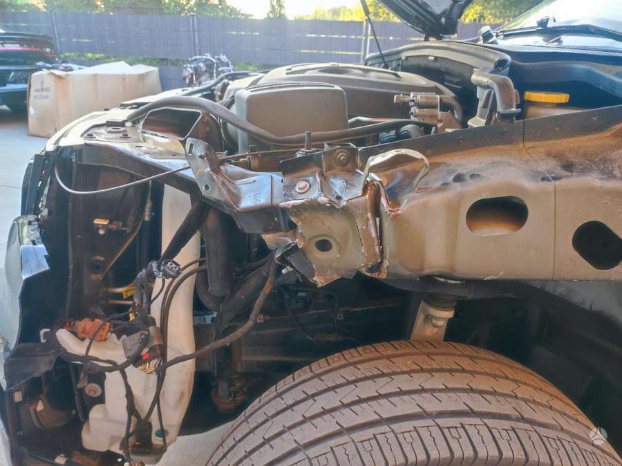 Melns Jeep Grand Cherokee 2020 Kauņa, ar dzinēja tilpumu 3.60 L un nobraukumu 75 tūkst. km par 11400 €, foto 14 vietnē AUTOMOTO.COM.LV