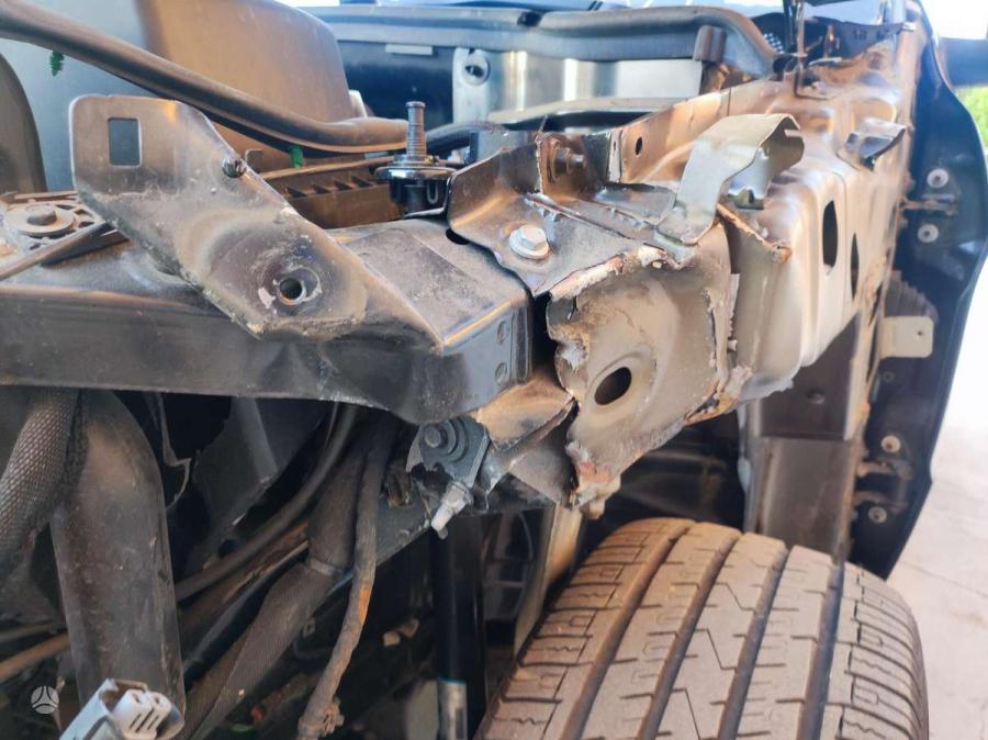 Melns Jeep Grand Cherokee 2020 Kauņa, ar dzinēja tilpumu 3.60 L un nobraukumu 75 tūkst. km par 11400 €, foto 19 vietnē AUTOMOTO.COM.LV