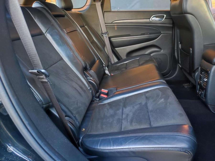 Melns Jeep Grand Cherokee 2020 Kauņa, ar dzinēja tilpumu 3.60 L un nobraukumu 75 tūkst. km par 11400 €, foto 27 vietnē AUTOMOTO.COM.LV
