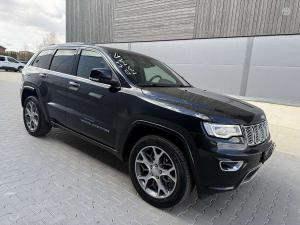 Melns Jeep Grand Cherokee 2020 Šauļi, ar dzinēja tilpumu 2.99 L un nobraukumu 240 tūkst. km par 13200 €, foto 4 vietnē AUTOMOTO.COM.LV