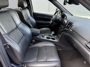 Melns Jeep Grand Cherokee 2020 Šauļi, ar dzinēja tilpumu 2.99 L un nobraukumu 240 tūkst. km par 13200 €, foto 10 vietnē AUTOMOTO.COM.LV
