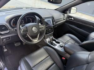 Melns Jeep Grand Cherokee 2020 Šauļi, ar dzinēja tilpumu 2.99 L un nobraukumu 240 tūkst. km par 13200 €, foto 16 vietnē AUTOMOTO.COM.LV
