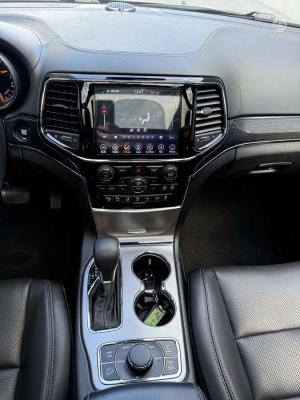 Melns Jeep Grand Cherokee 2020 Šauļi, ar dzinēja tilpumu 2.99 L un nobraukumu 240 tūkst. km par 13200 €, foto 21 vietnē AUTOMOTO.COM.LV