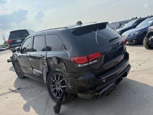 Melns Jeep Grand Cherokee 2020 Klaipėda, ar dzinēja tilpumu 3.60 L un nobraukumu 61 tūkst. km par 13350 €, foto 12 vietnē AUTOMOTO.COM.LV