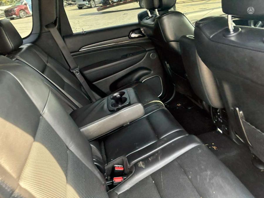 Melns Jeep Grand Cherokee 2020 Klaipėda, ar dzinēja tilpumu 3.60 L un nobraukumu 61 tūkst. km par 13350 €, foto 15 vietnē AUTOMOTO.COM.LV