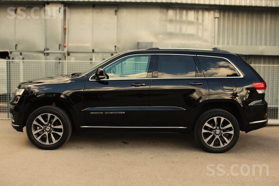 Melns Jeep Grand Cherokee 2020 Rīga, ar dzinēja tilpumu 3.00 L un nobraukumu 0 tūkst. km par 21990 €, foto 4 vietnē AUTOMOTO.COM.LV