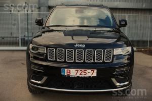 Black Jeep Grand Cherokee 2020 in Riga, with an engine capacity of 3.00 L and mileage of 0 thousand km for 21990 €, photo 9 on AUTOMOTO.COM.LV