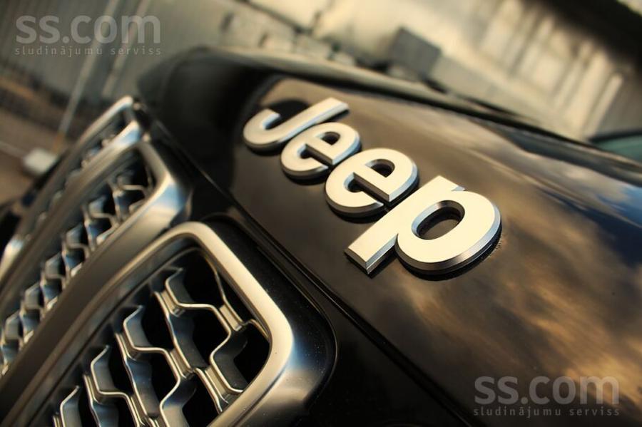 Melns Jeep Grand Cherokee 2020 Rīga, ar dzinēja tilpumu 3.00 L un nobraukumu 0 tūkst. km par 21990 €, foto 11 vietnē AUTOMOTO.COM.LV