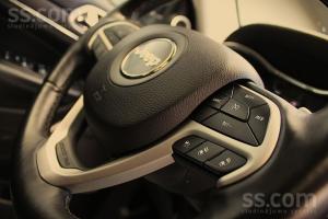 Melns Jeep Grand Cherokee 2020 Rīga, ar dzinēja tilpumu 3.00 L un nobraukumu 0 tūkst. km par 21990 €, foto 27 vietnē AUTOMOTO.COM.LV