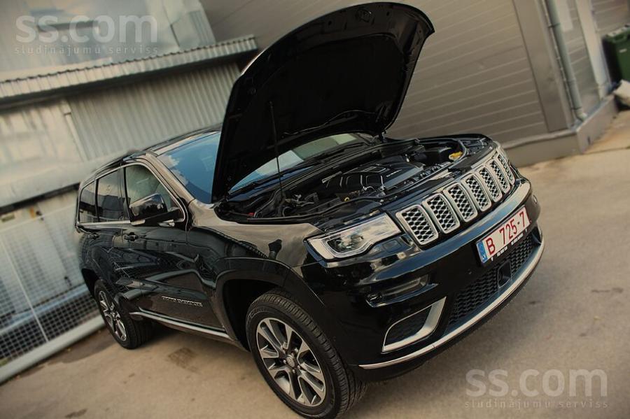 Black Jeep Grand Cherokee 2020 in Riga, with an engine capacity of 3.00 L and mileage of 0 thousand km for 21990 €, photo 35 on AUTOMOTO.COM.LV