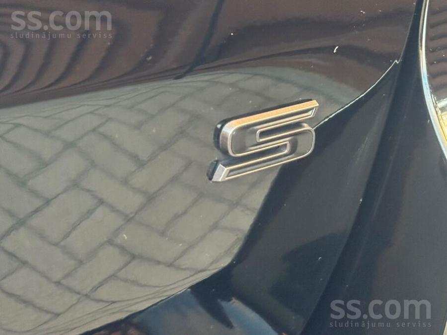 Black Jeep Grand Cherokee 2020 in Jurmala, with an engine capacity of 3.00 L and mileage of 0 thousand km for 20950 €, photo 12 on AUTOMOTO.COM.LV