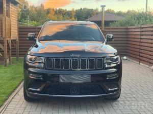 Black Jeep Grand Cherokee 2020 in Jurmala, with an engine capacity of 3.00 L and mileage of 0 thousand km for 20950 €, photo 25 on AUTOMOTO.COM.LV