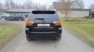 Black Jeep Grand Cherokee 2021 in Siauliai, with an engine capacity of 3.60 L and mileage of 79 thousand km for 21500 €, photo 6 on AUTOMOTO.COM.LV