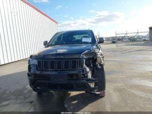 Black Jeep Grand Cherokee 2021 in Klaipeda, with an engine capacity of 3.60 L and mileage of 54 thousand km for 7400 €, photo 12 on AUTOMOTO.COM.LV