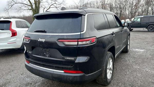 Black Jeep Grand Cherokee 2021 in Vilnius, with an engine capacity of 3.60 L and mileage of 38 thousand km for 16500 €, photo 2 on AUTOMOTO.COM.LV