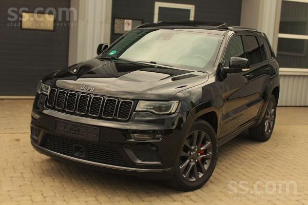 Melns Jeep Grand Cherokee 2021 Rīga, ar dzinēja tilpumu 3.00 L un nobraukumu 0 tūkst. km par 22900 €, foto 1 vietnē AUTOMOTO.COM.LV